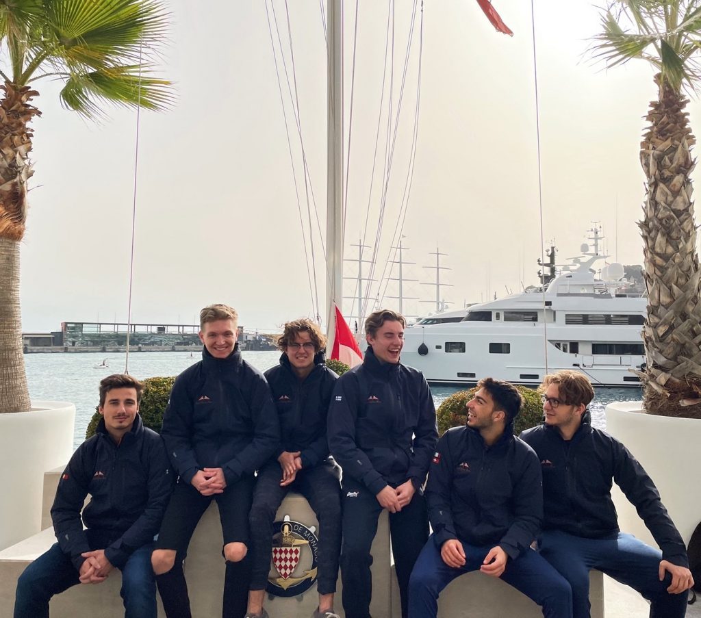 The IUM Sailing Club - IUM